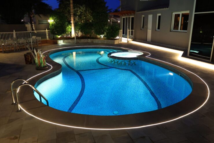 Pool Lighting Ideas to Make Your Outdoor Space Look Expensive - Radar ...
