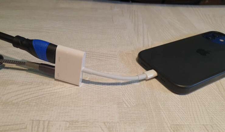 How To Connect Your Phone To An Rca Projector In 4 Easy Steps - Radar ...